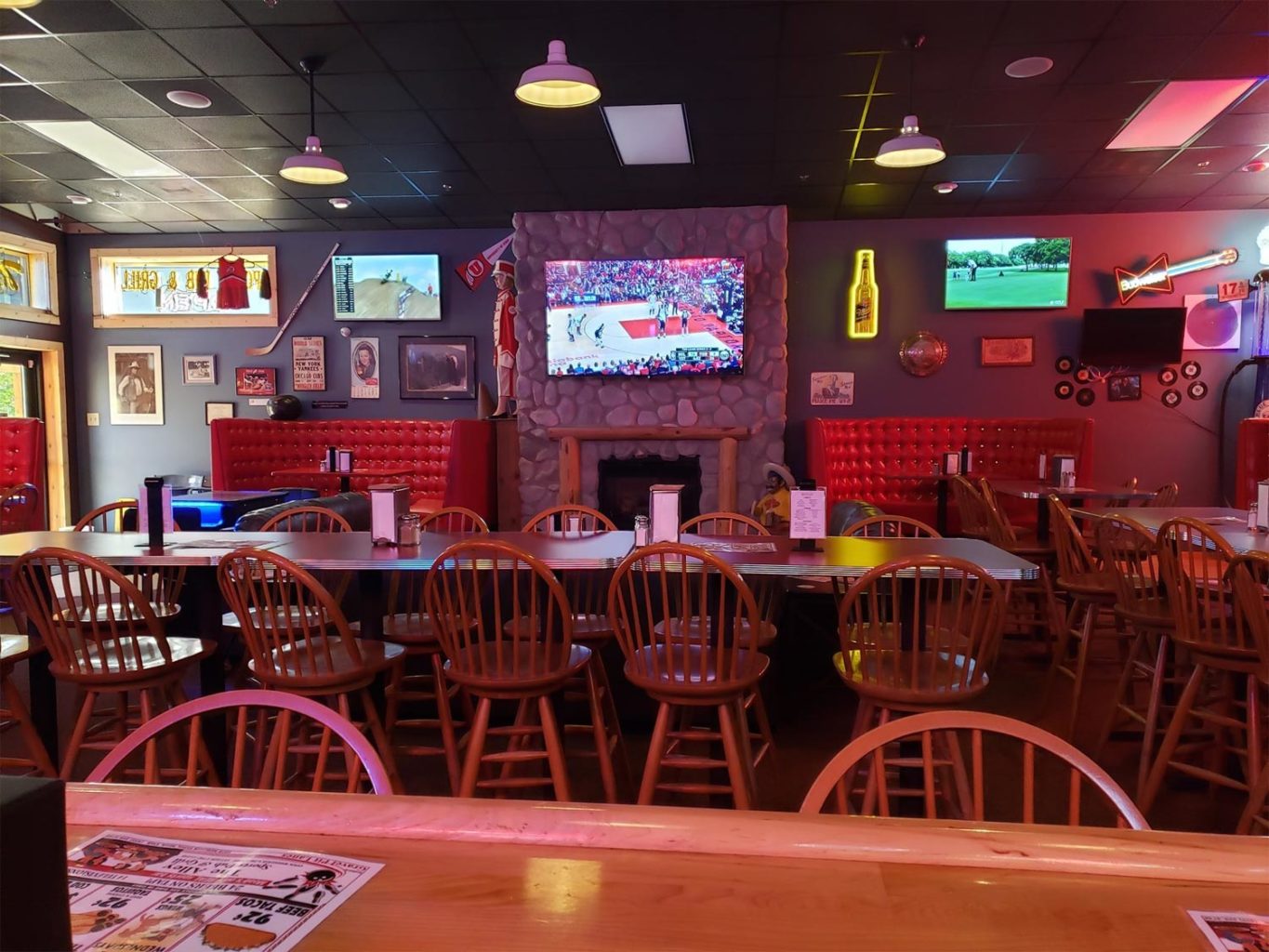 Best Bars In Moab To Refresh At After Your Adventure | Mild to Wild Blog